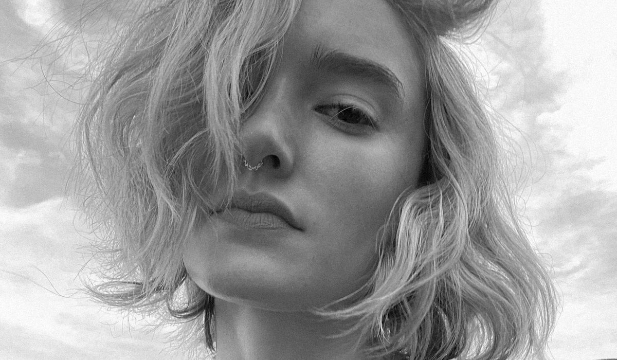 Editor Hannah Baxter Shares Her Passion for Beauty – Rose Inc