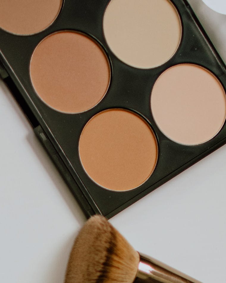 How to Strategically Use Bronzer on the Body | Rose Inc