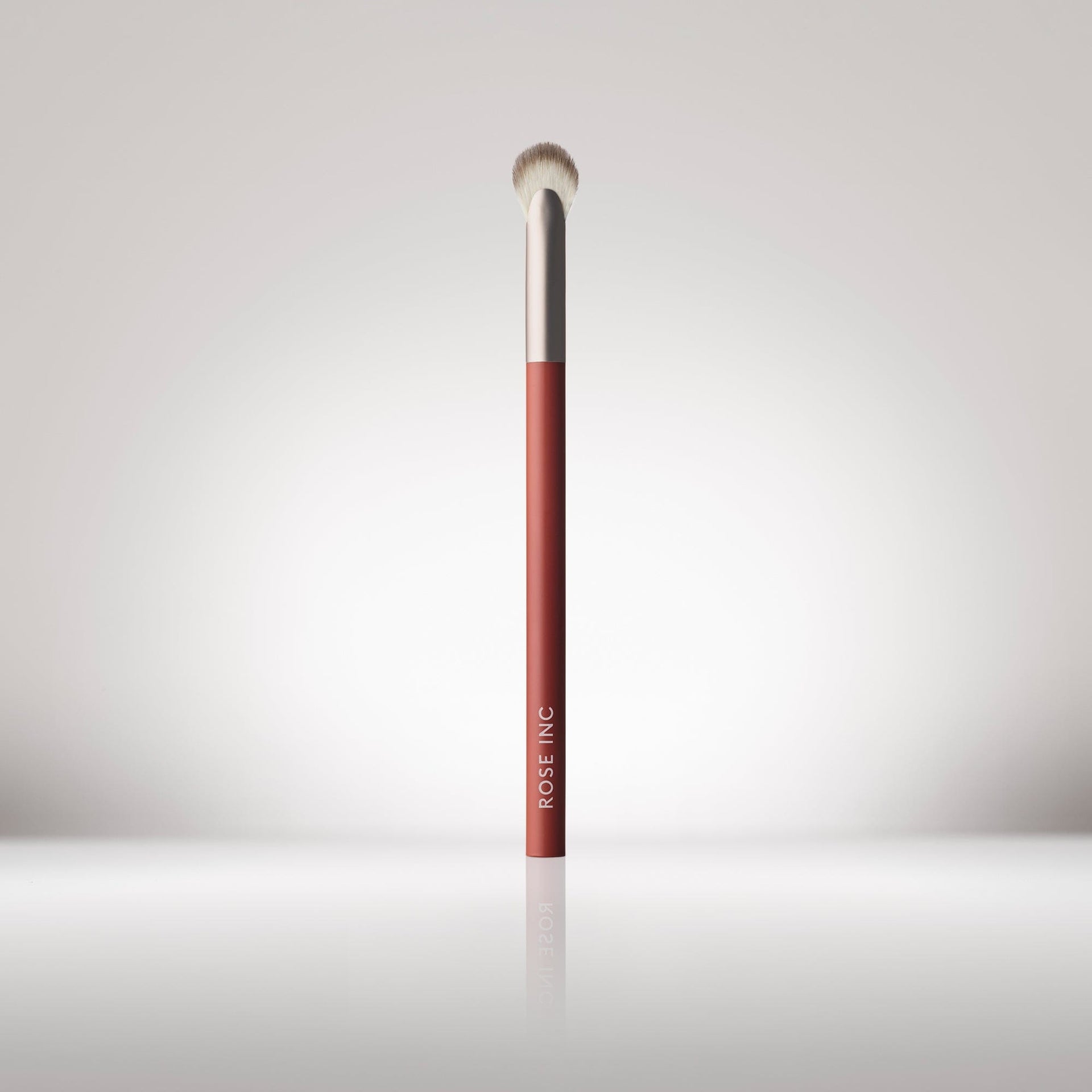 Number 7 Fan Eyeshadow Brush | Vegan Makeup Brush | Rose Inc